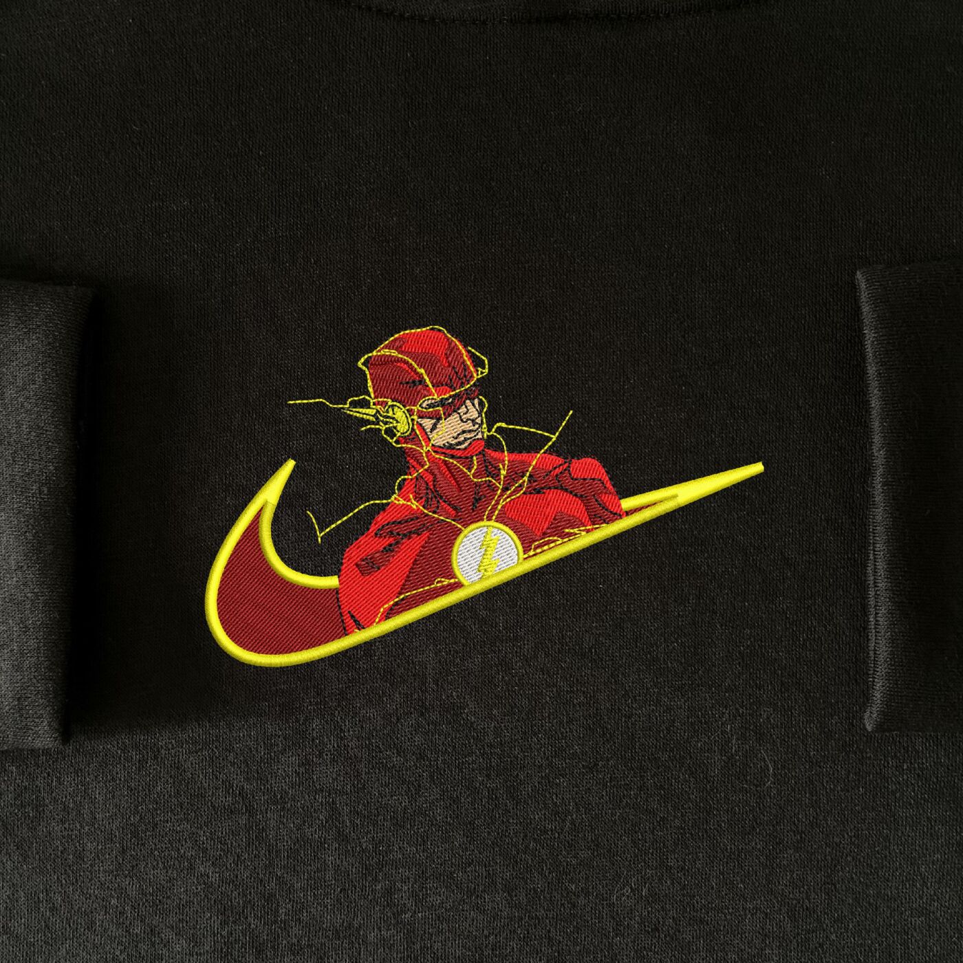 Wally Embroidered Crewneck Sweatshirt - Neko In The Box